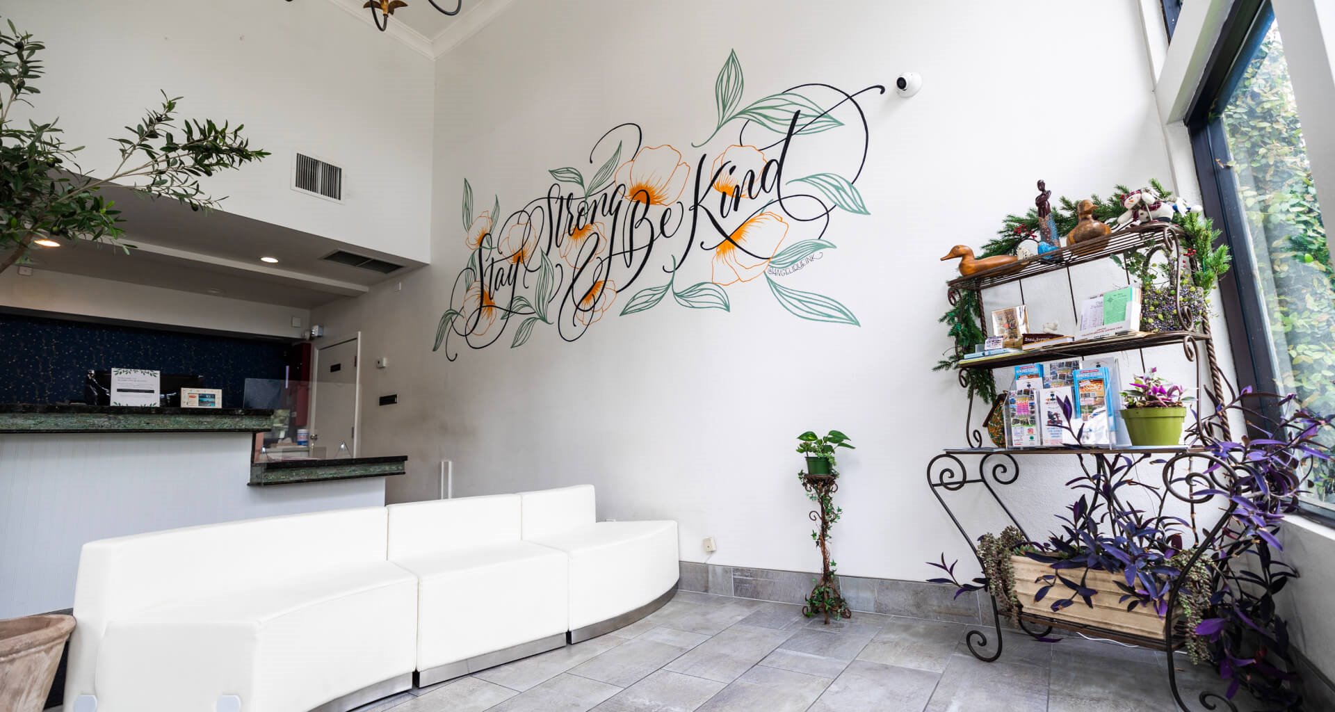 Best Hotels in Anaheim CA | Alamo Inn & Suites